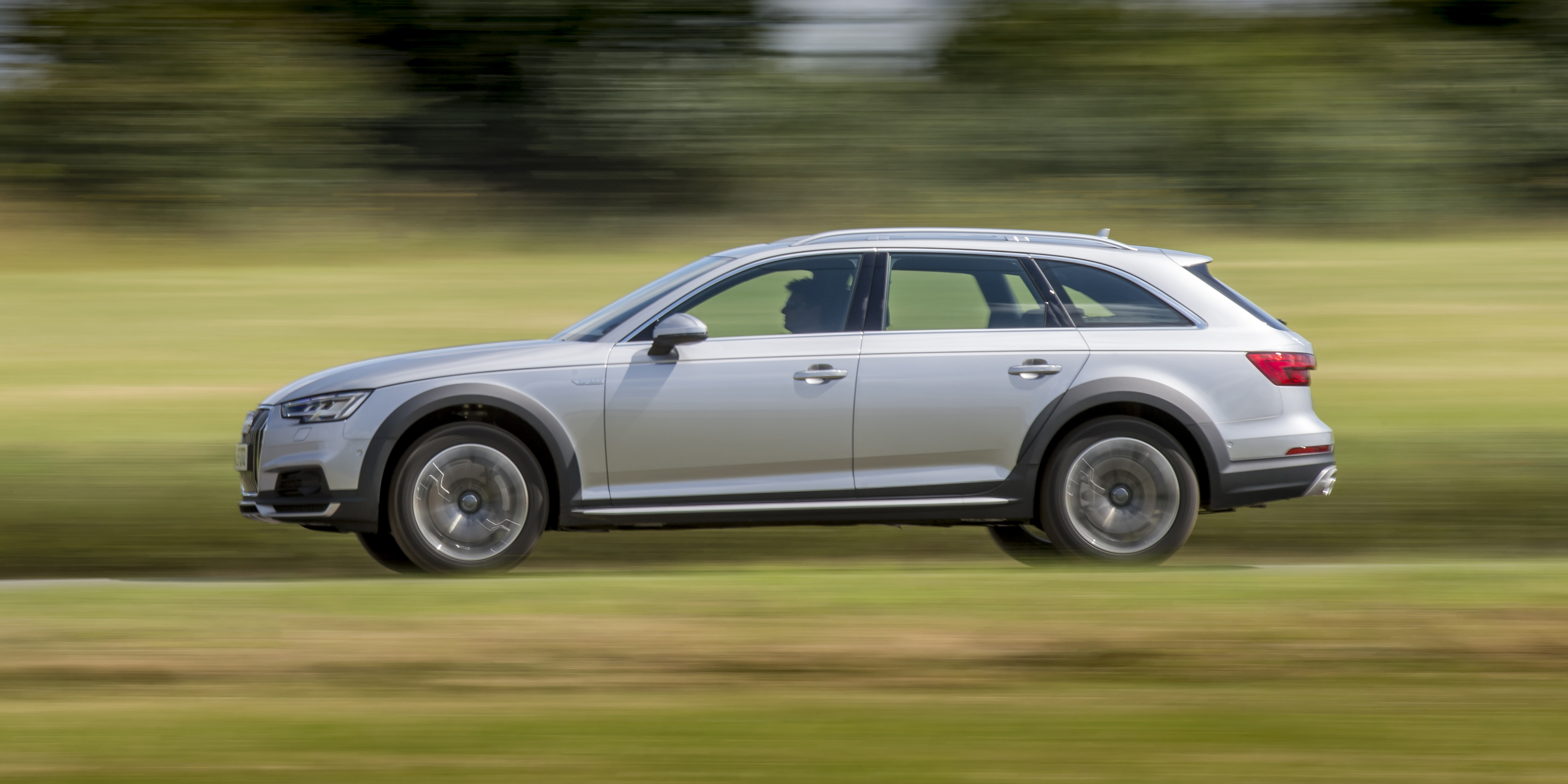 Audi A4 Allroad Review | carwow