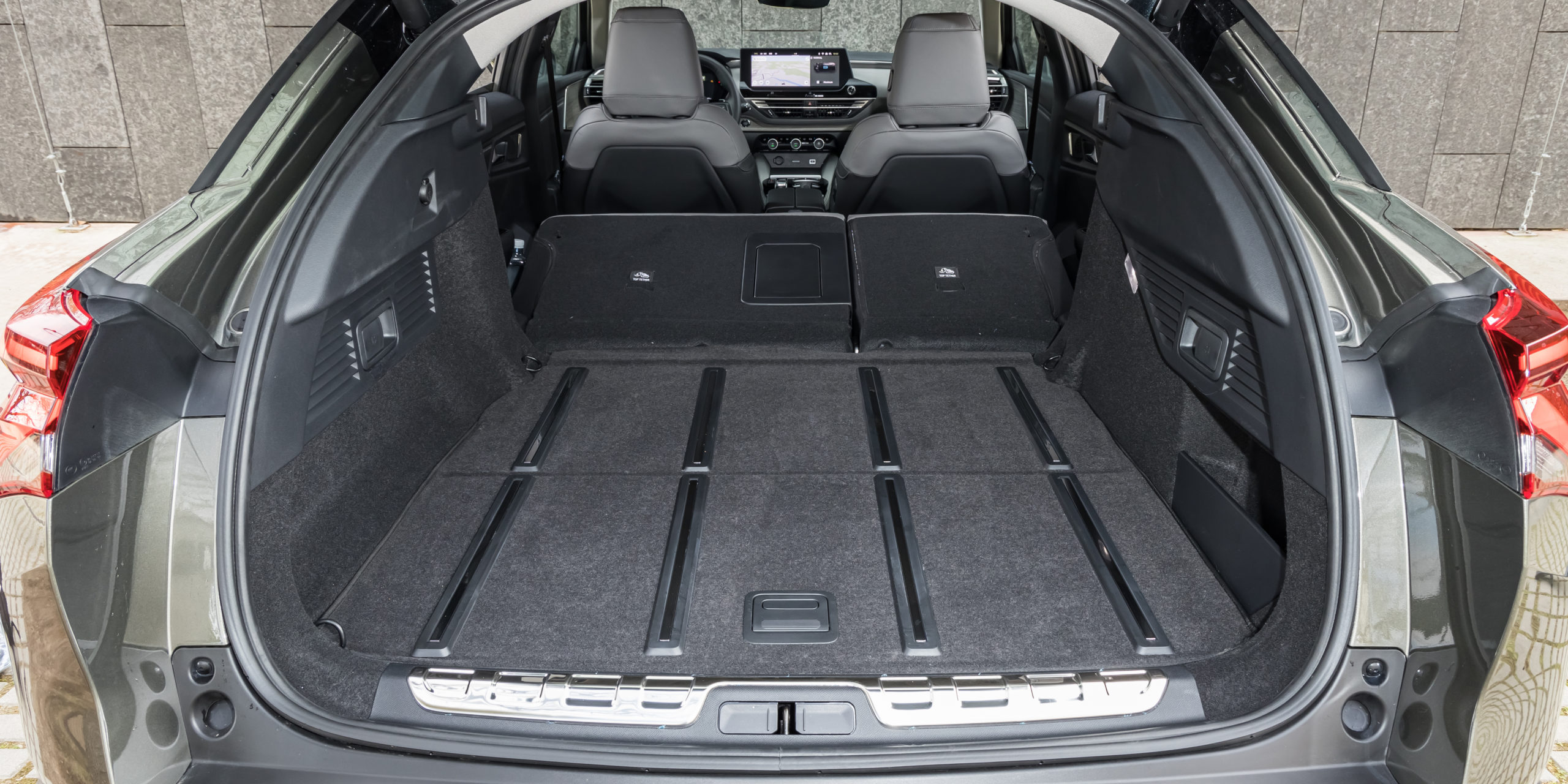 Citroen C5 X Review 2022 | Drive, Specs & Pricing | carwow