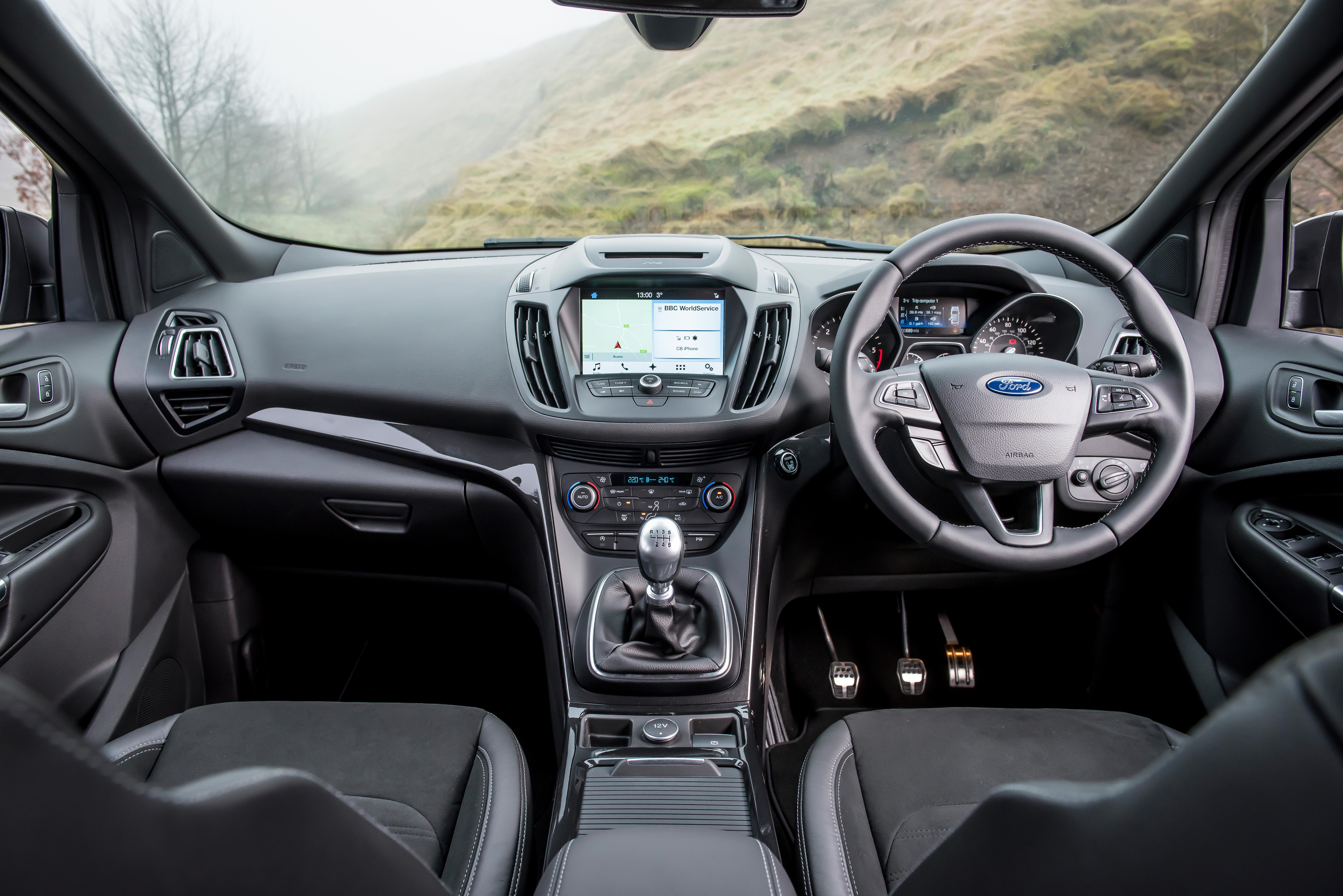 Ford Kuga Review | carwow