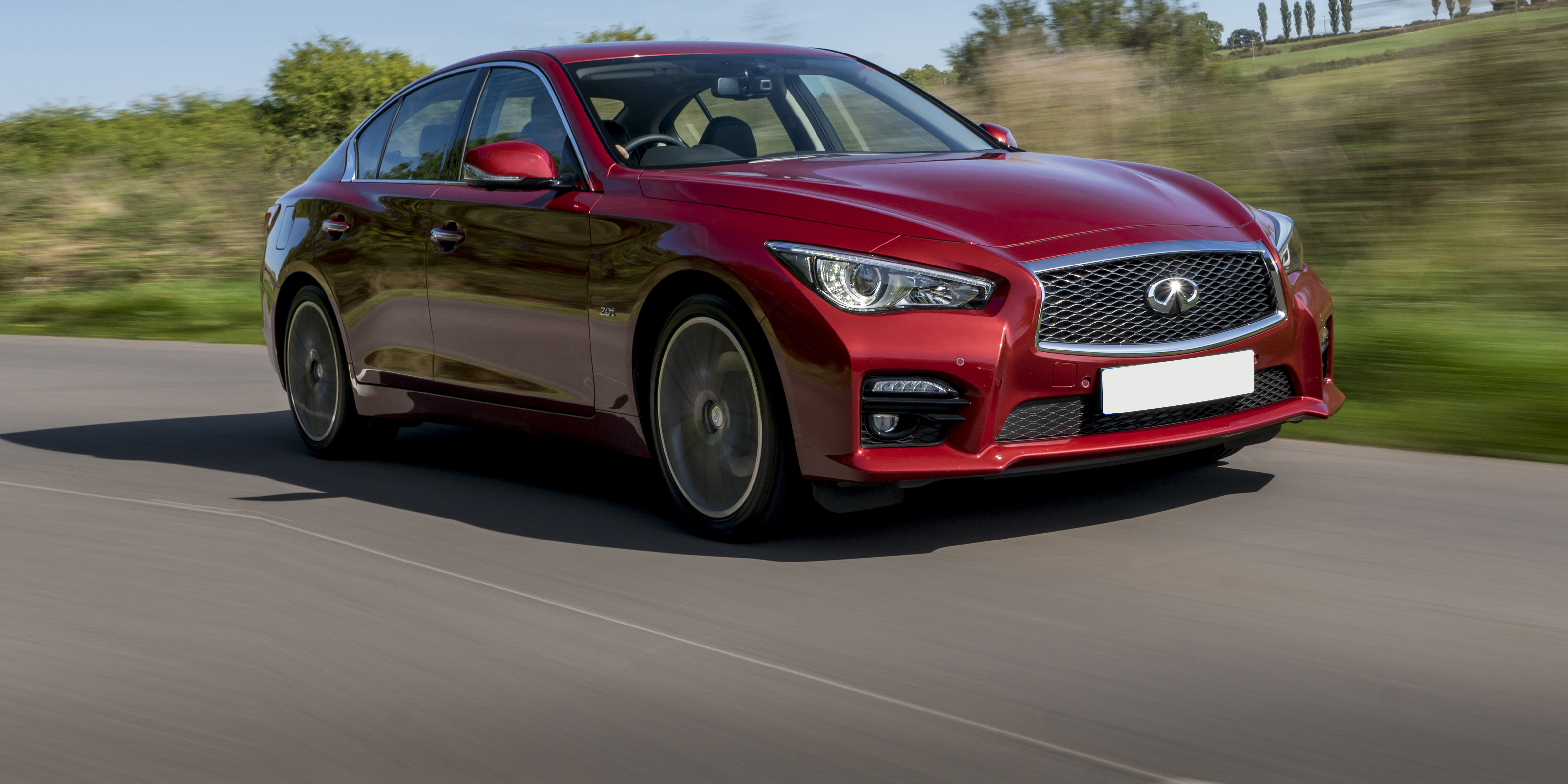 Infiniti Q50 Review | carwow