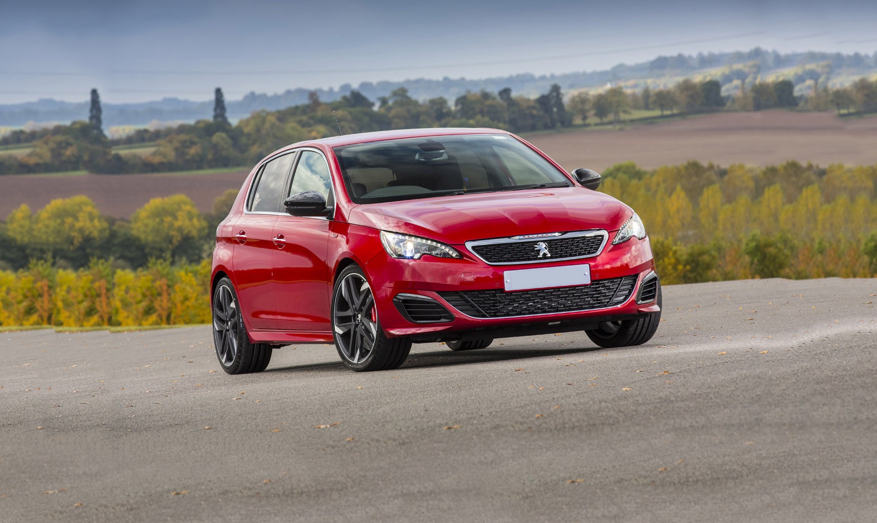 Peugeot 308 GTi Review | carwow