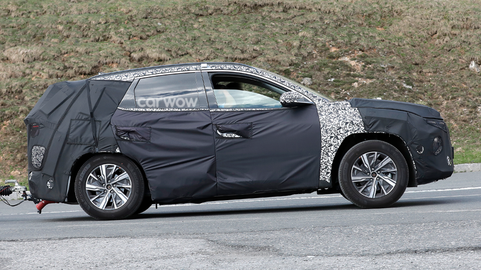 New Hyundai Tucson spotted: here's what we know so far | carwow