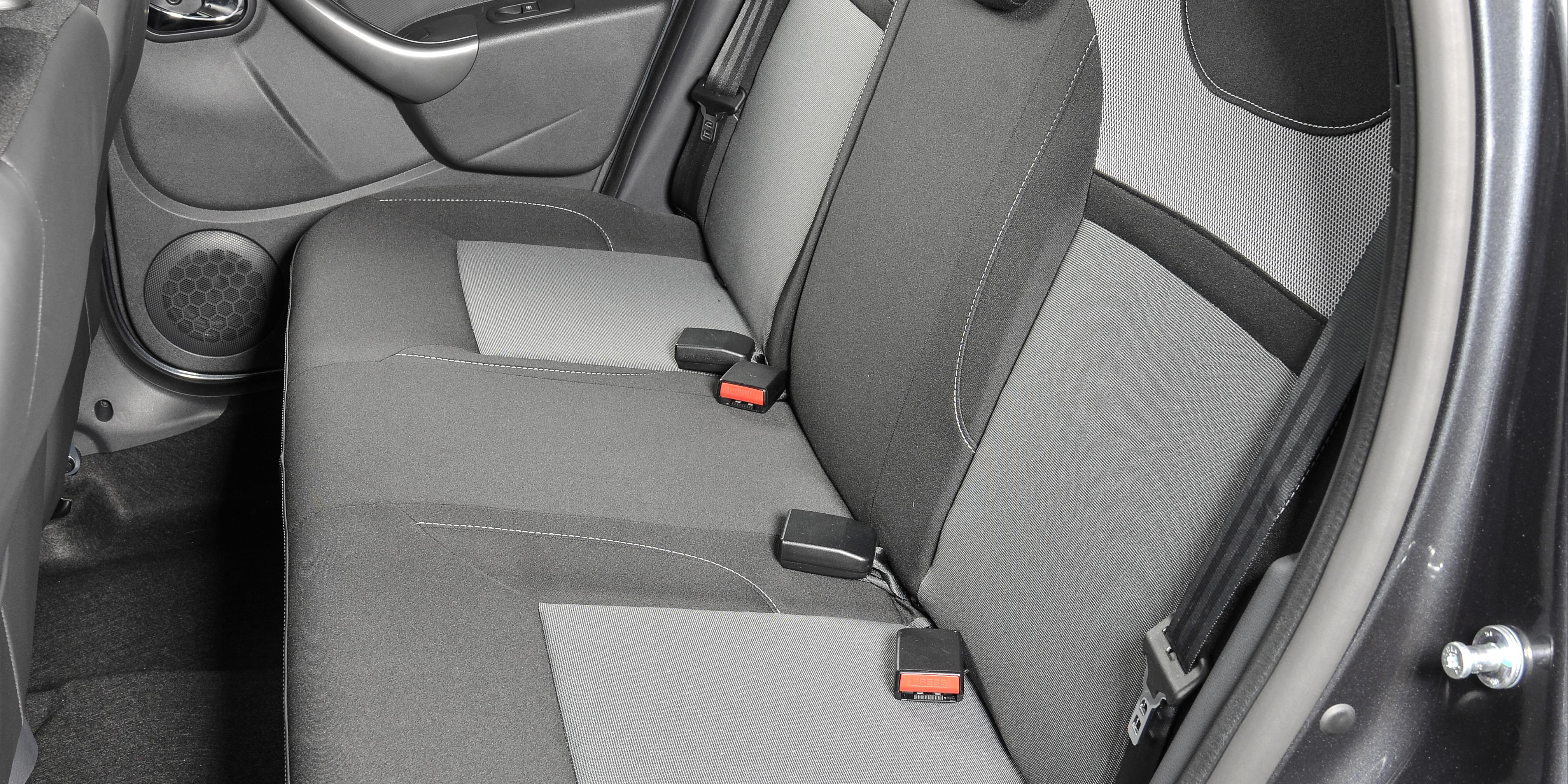 Dacia Duster Review | carwow