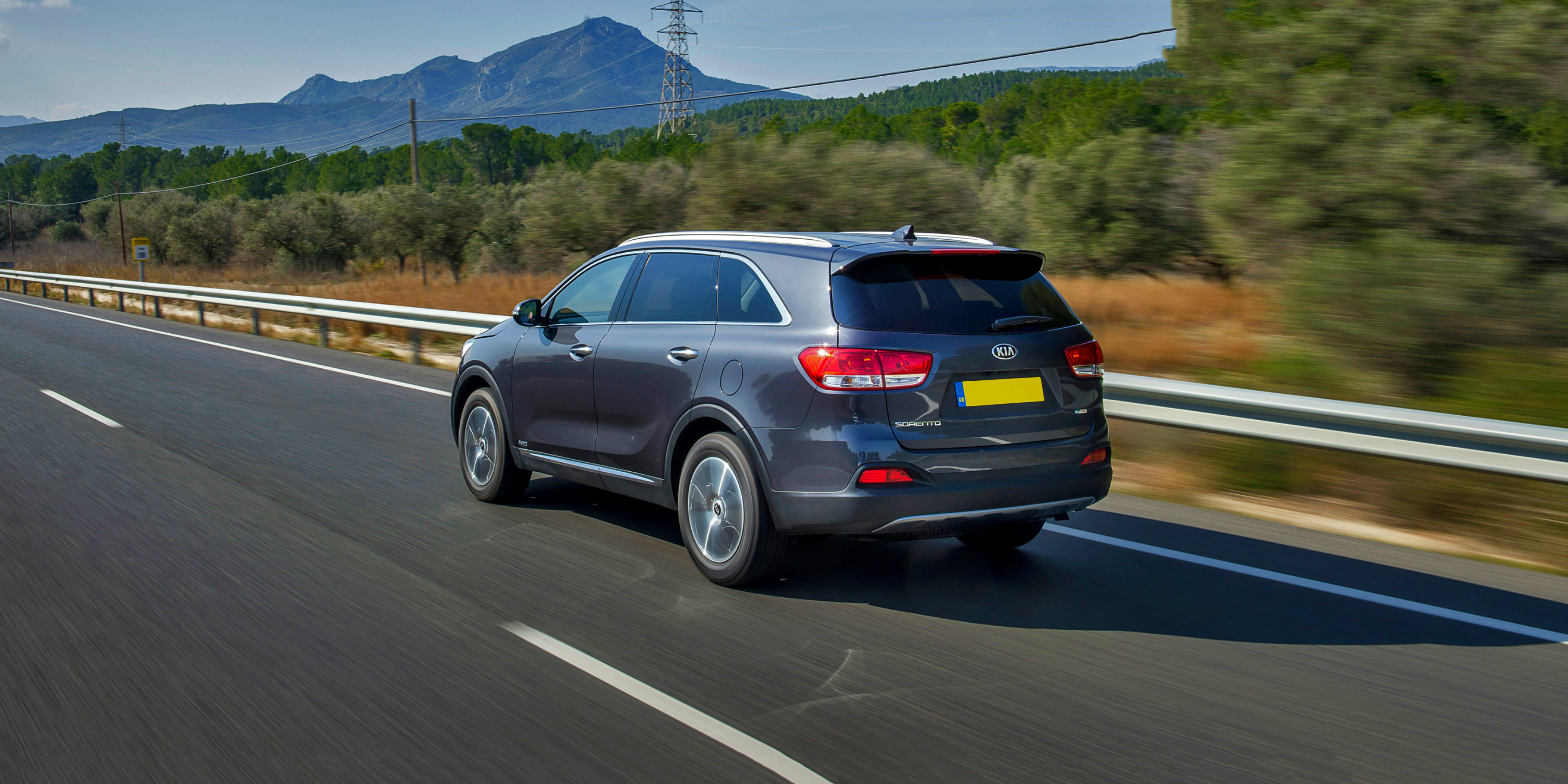 Kia Sorento Review | carwow