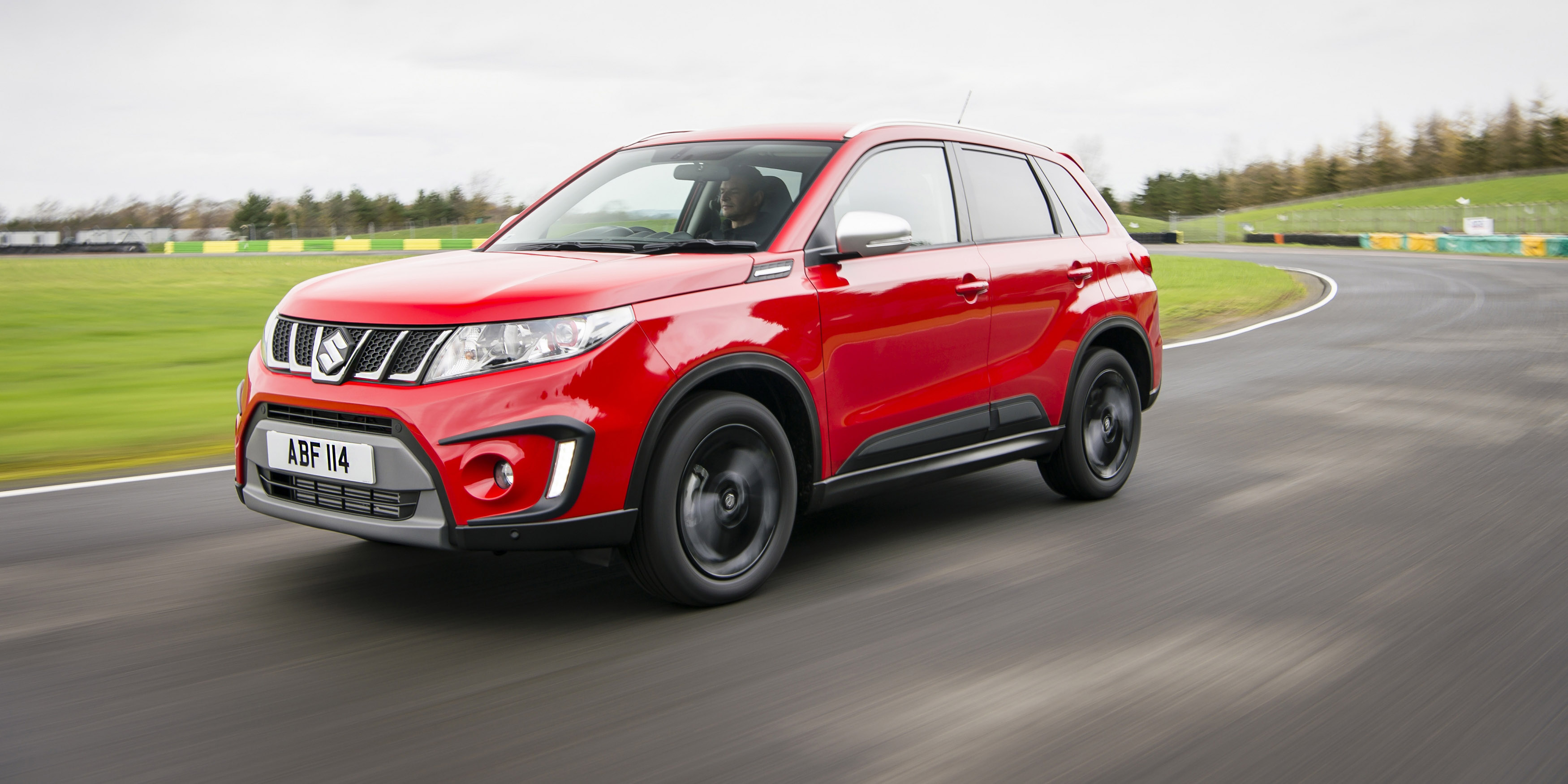 Suzuki Vitara Review | carwow