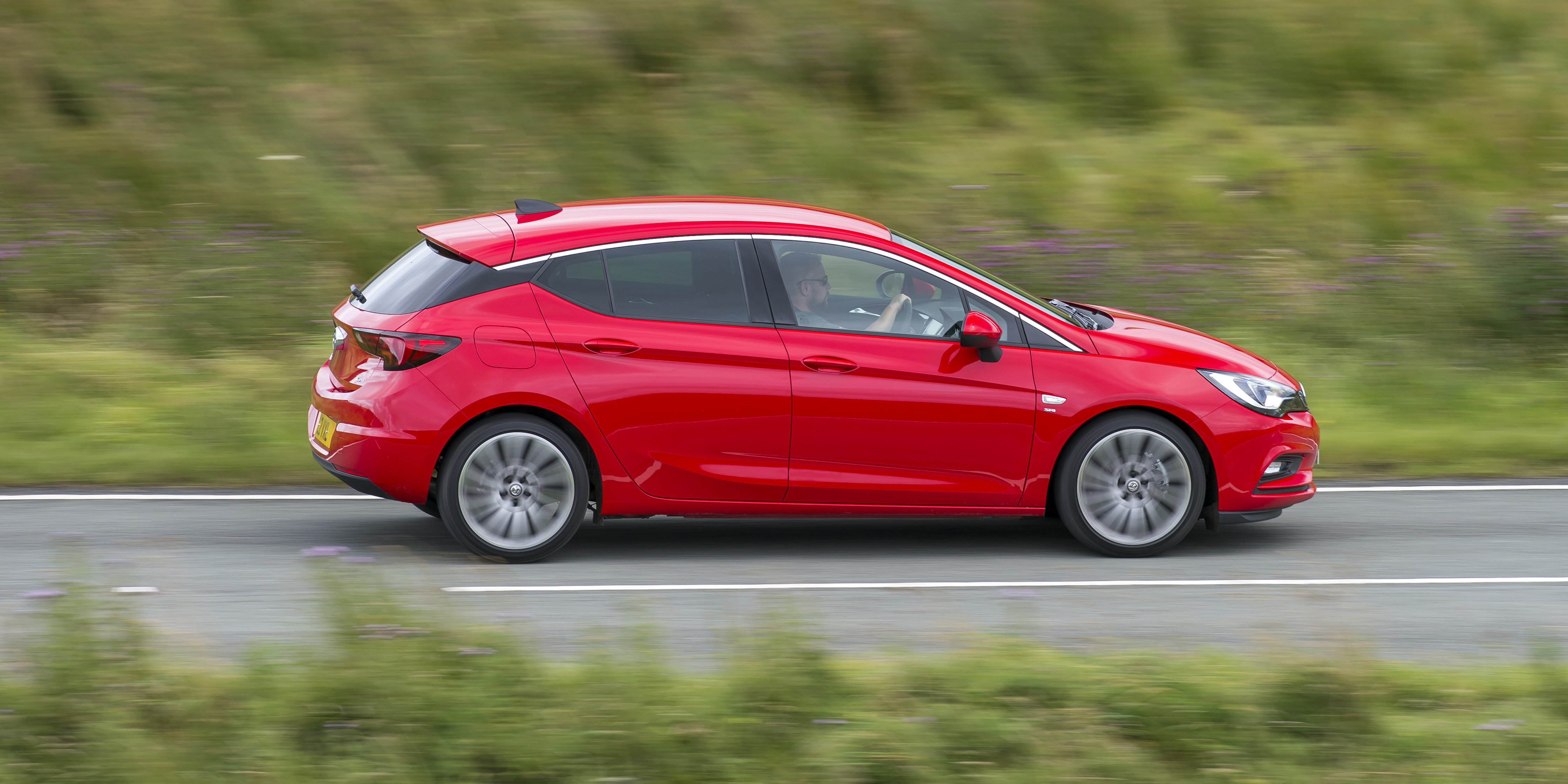 Vauxhall Astra Specifications | carwow