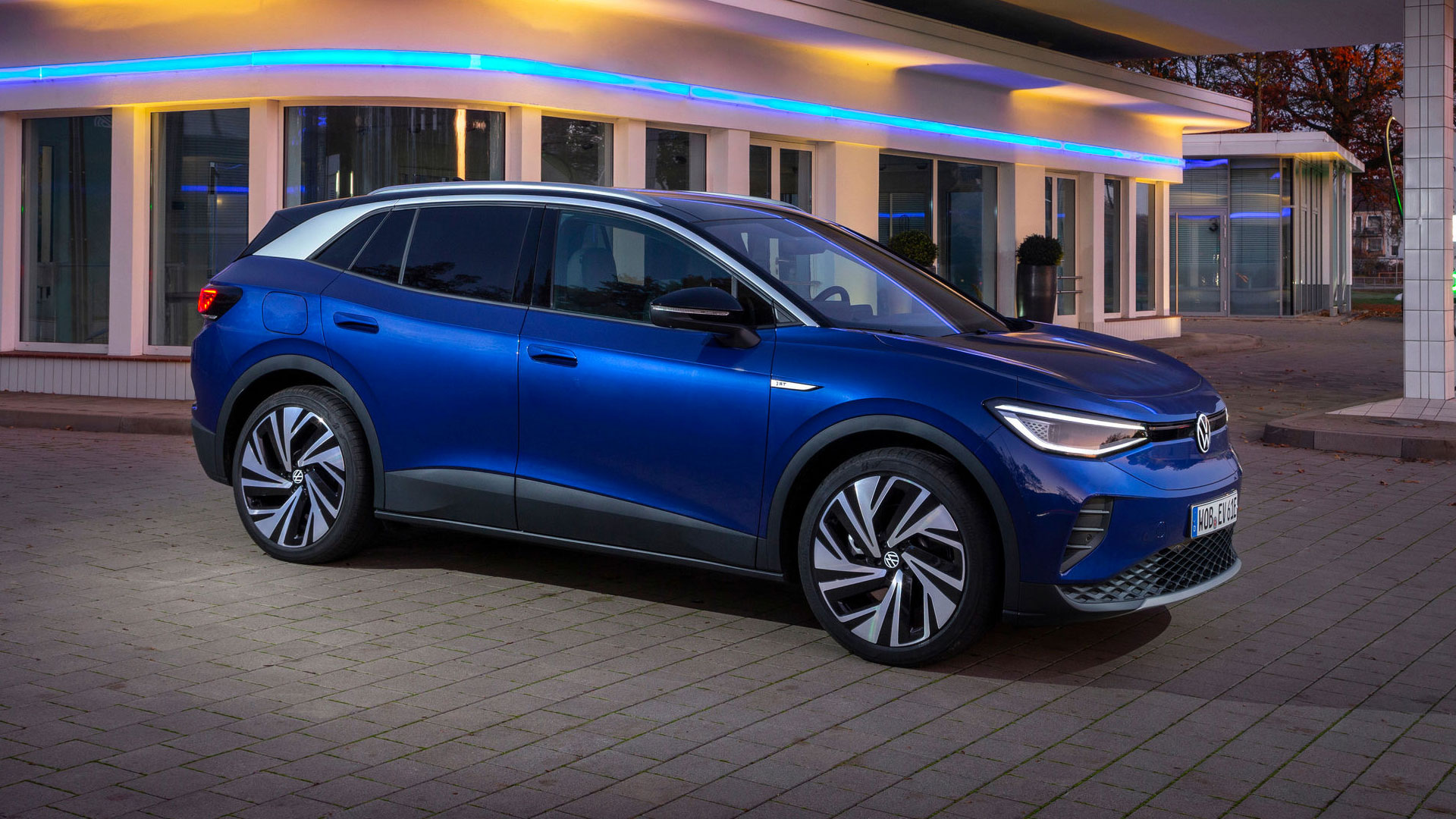 VW over-the-air-software updates explained | Carwow