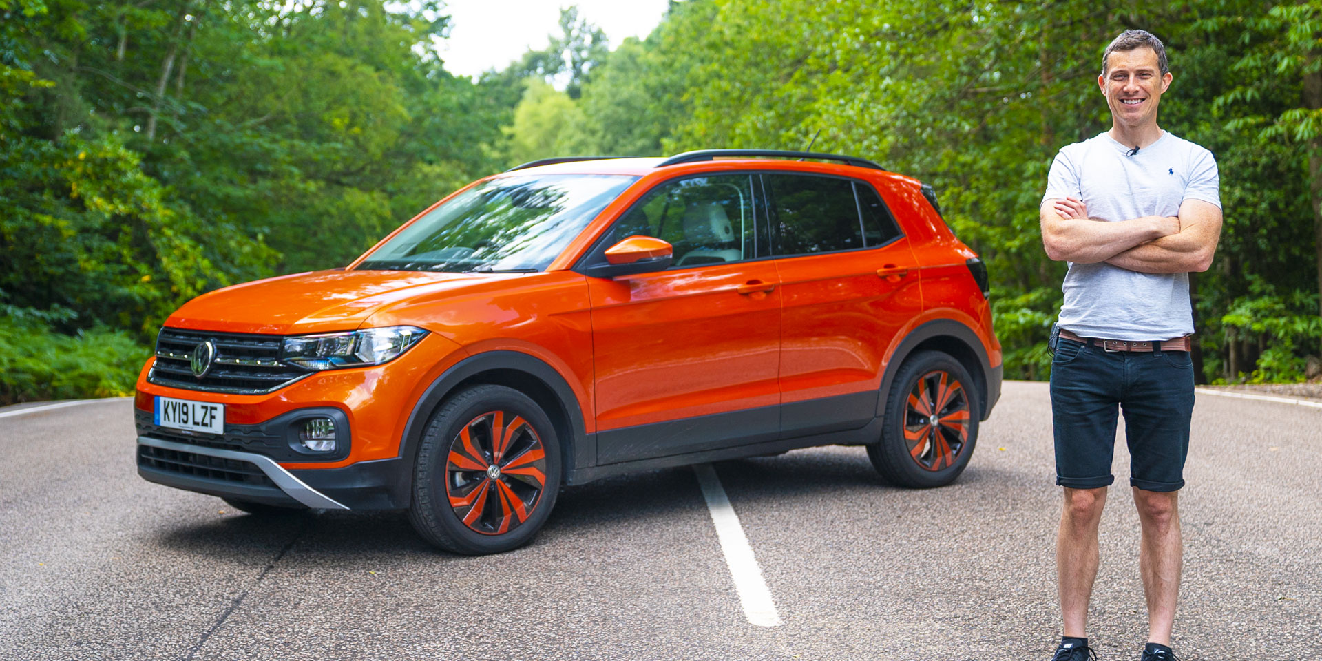 Volkswagen T-Cross Review 2022 | Drive, Specs & Pricing | carwow